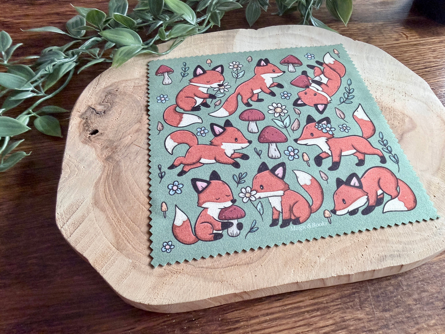 Baby Foxes Cleaning Cloth – Magic&Books